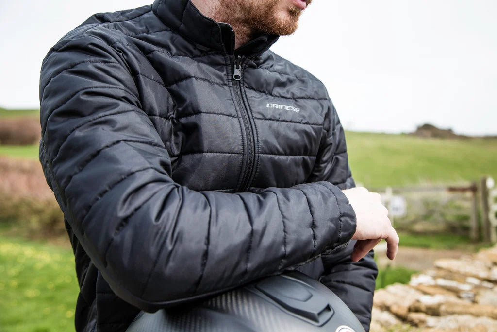 Waterproof vs. Ventilated Motorcycle Jackets: Which Do You Need? - ZEES ...
