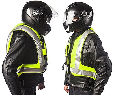 Motorcycle Airbag Vests vs. Traditional Armor: Which is Safer? - ZEES MOTO